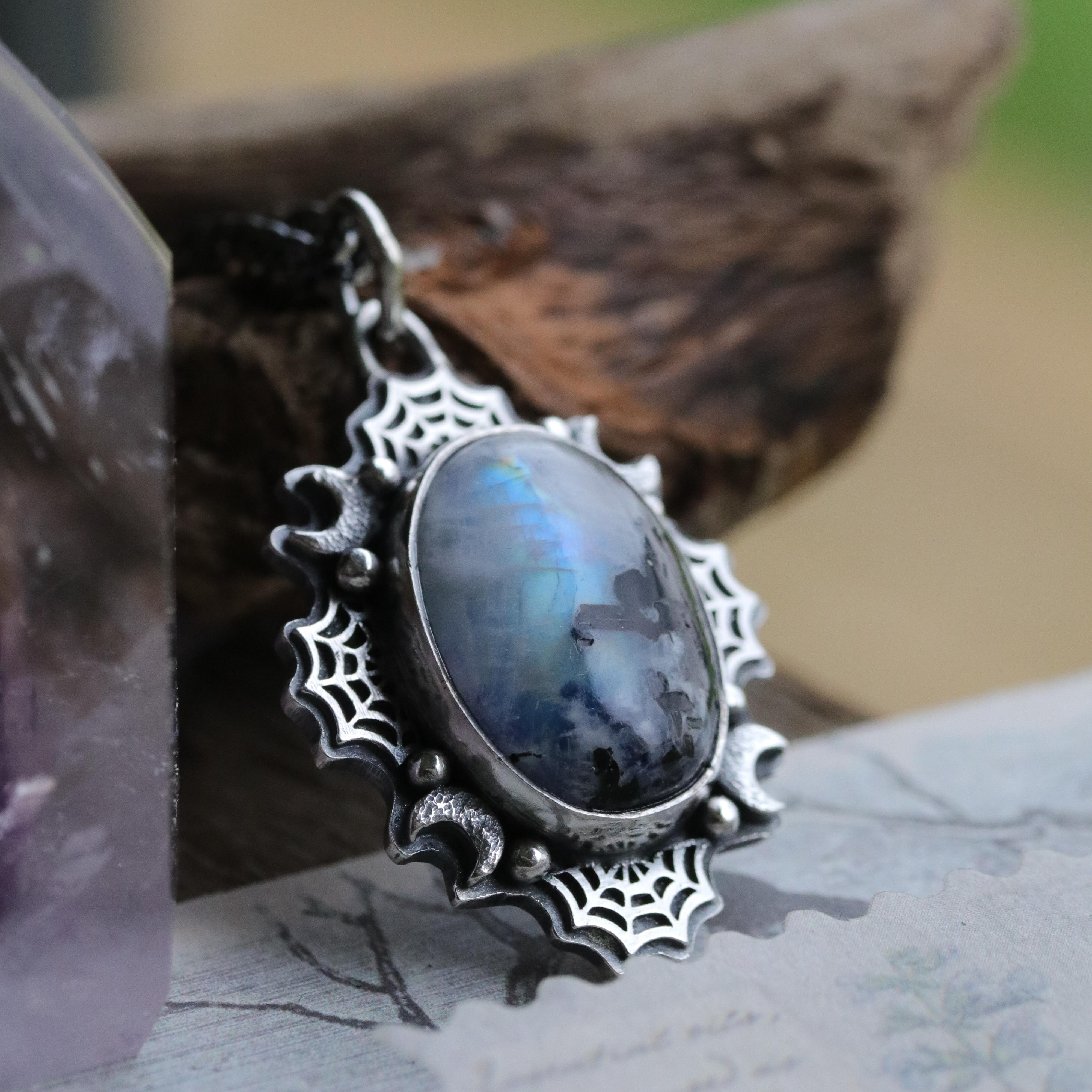 Sam Ryde Jewellery - Handmade silver & gold jewellery in Nottingham