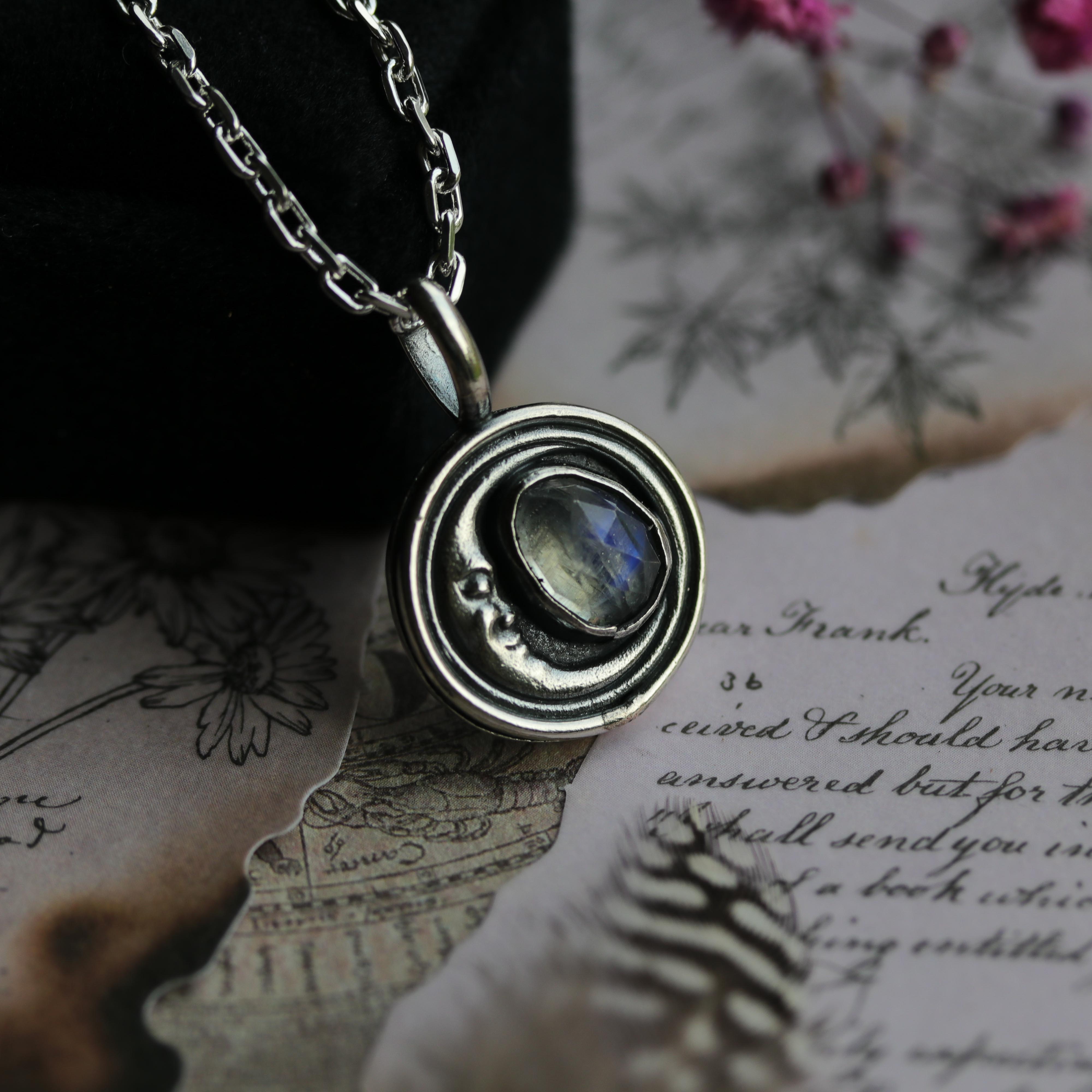 Sam Ryde Jewellery - Handmade silver & gold jewellery in Nottingham